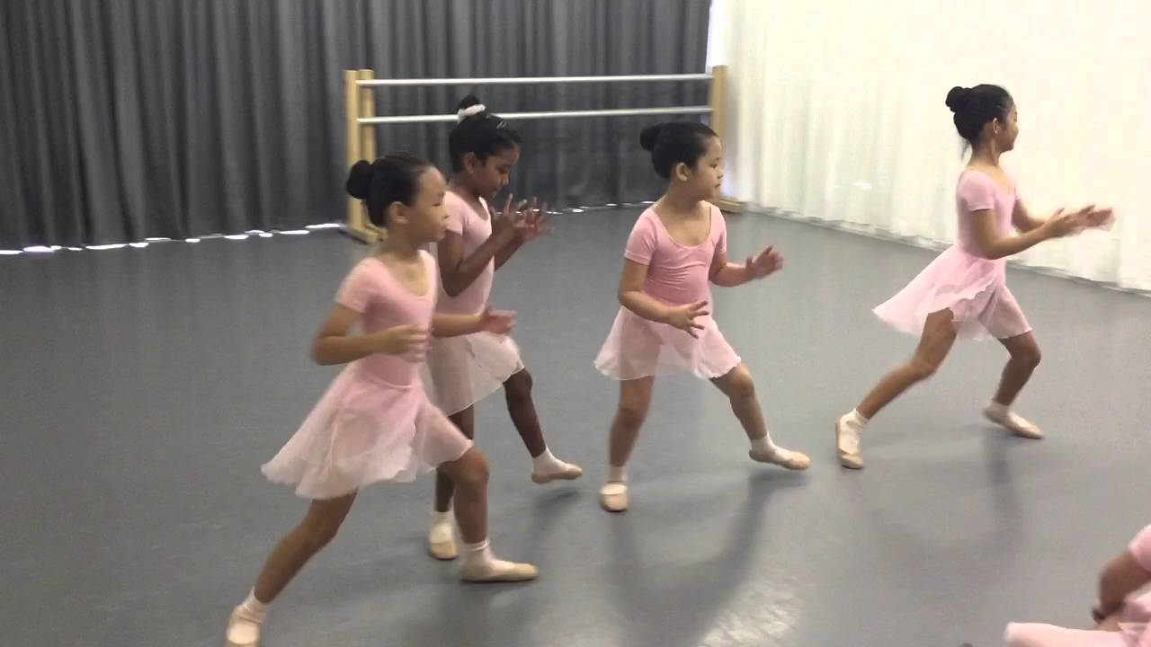 Ballet - Bouncing Ball - YouTube