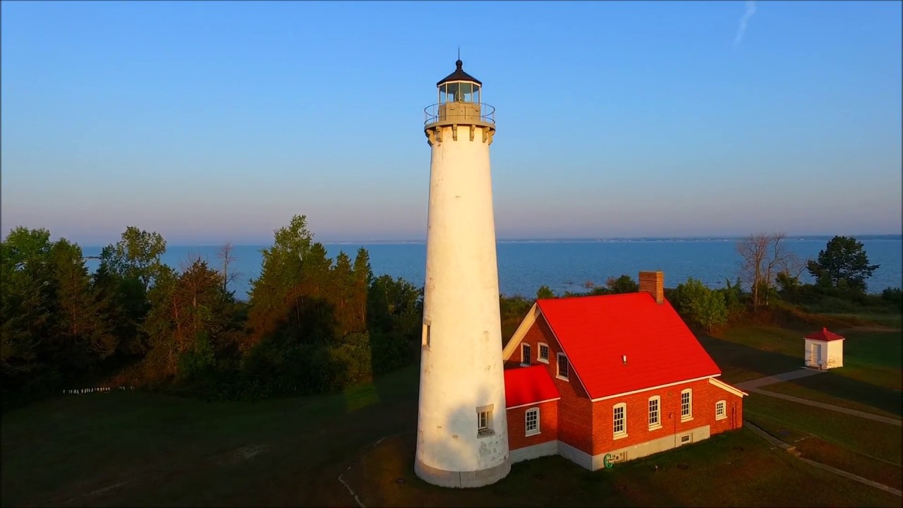 Tawas Point Lighthouse - YouTube