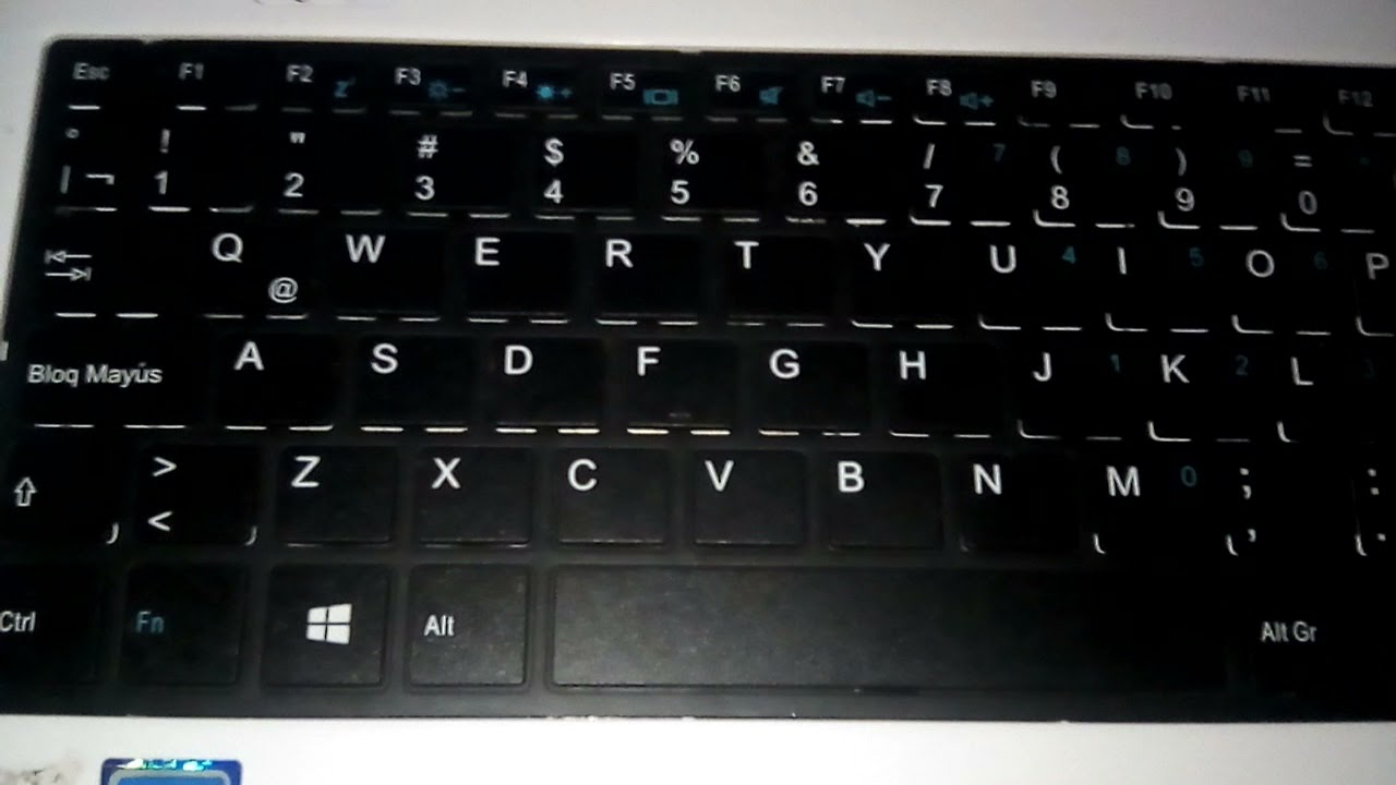 Como seleccionar arroba en mi laptop República digital - YouTube