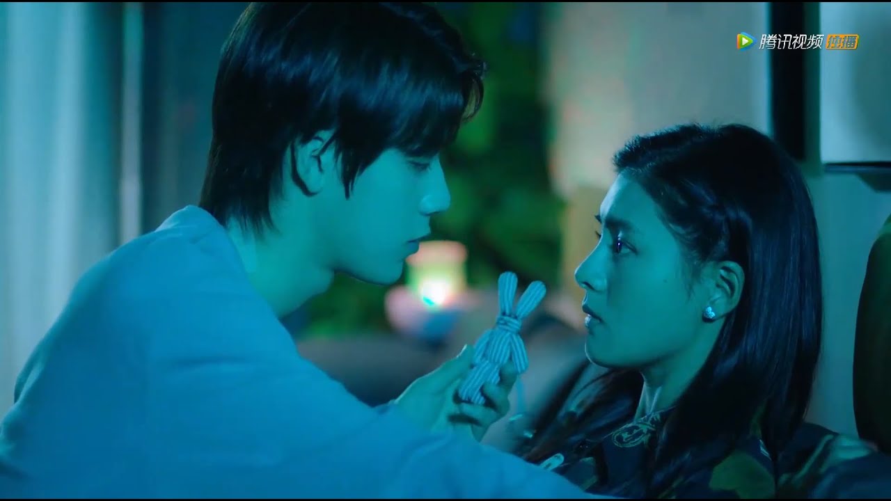 Sweet First Love 甜了青梅竹马: First Sweet Love Date That Make Them Finally ...