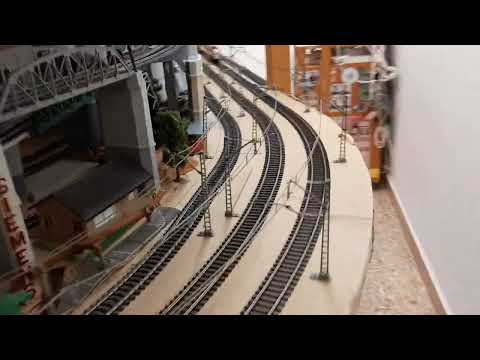 RGP Tee SNCF X2700/XR7700 Roco ref.43033/33.1 double traction.... - YouTube