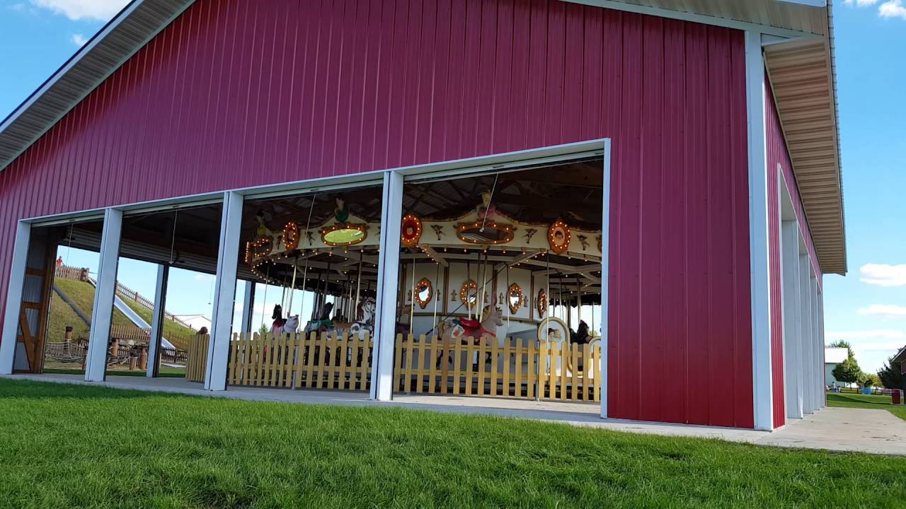 Carousel State Farm - YouTube
