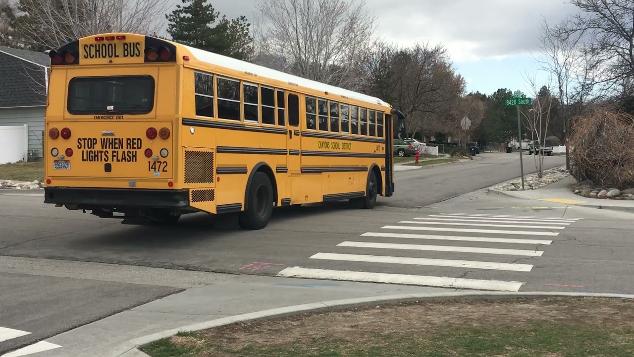 Canyons District bus 1472 - YouTube