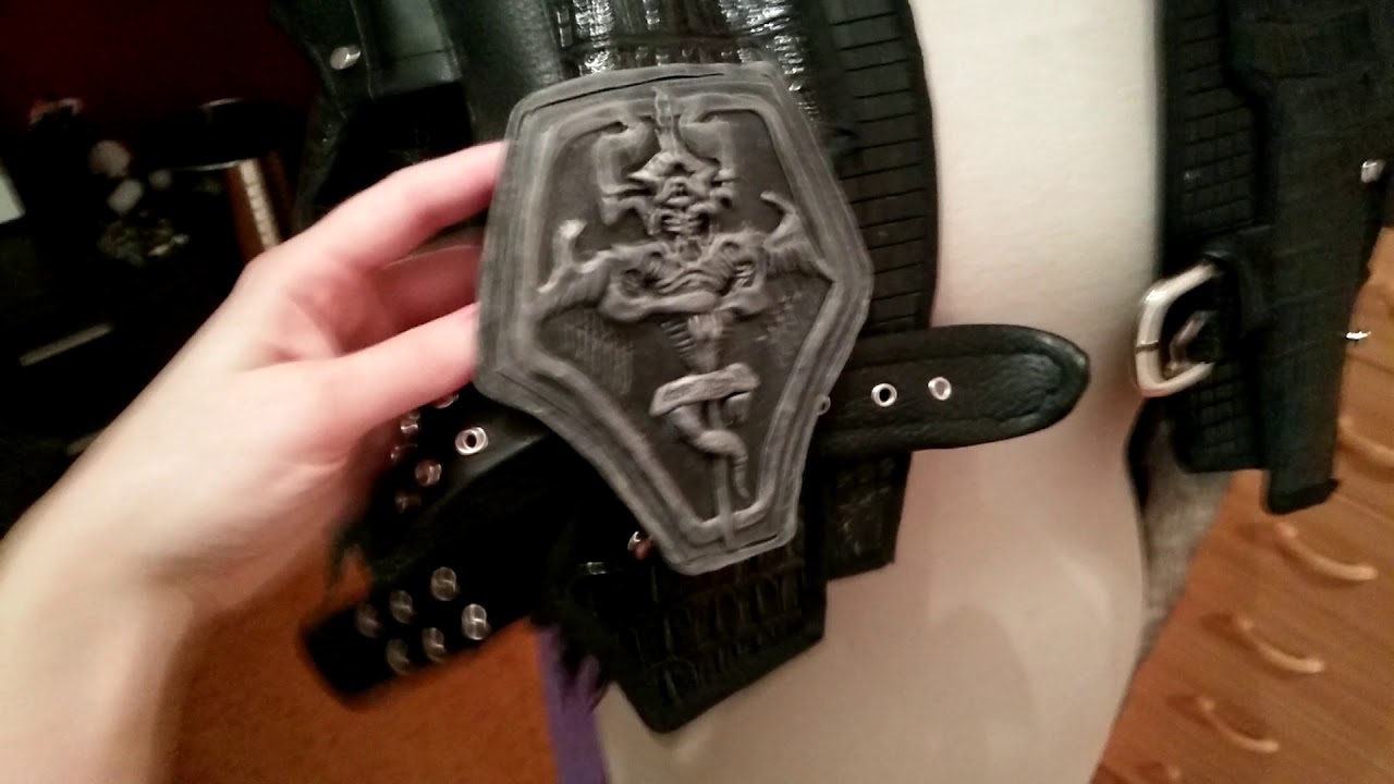 Nyx Ulric - FFXV Kingsglaive - Cosplay armor - YouTube