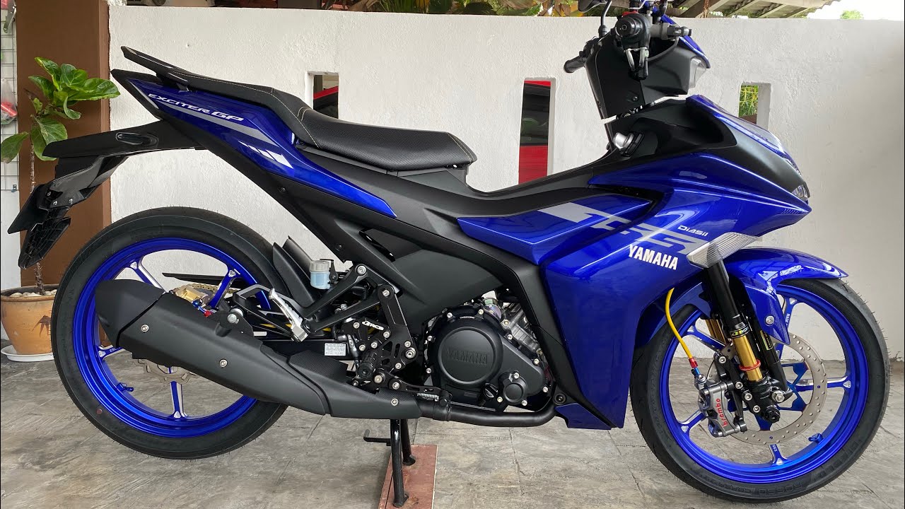 Y16ZR - GP blue in making - Cover set - Part 2 - YouTube