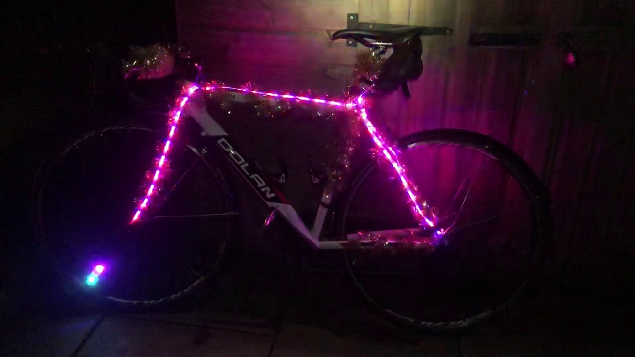 Bike ready for the Xmas bike ride :) - YouTube
