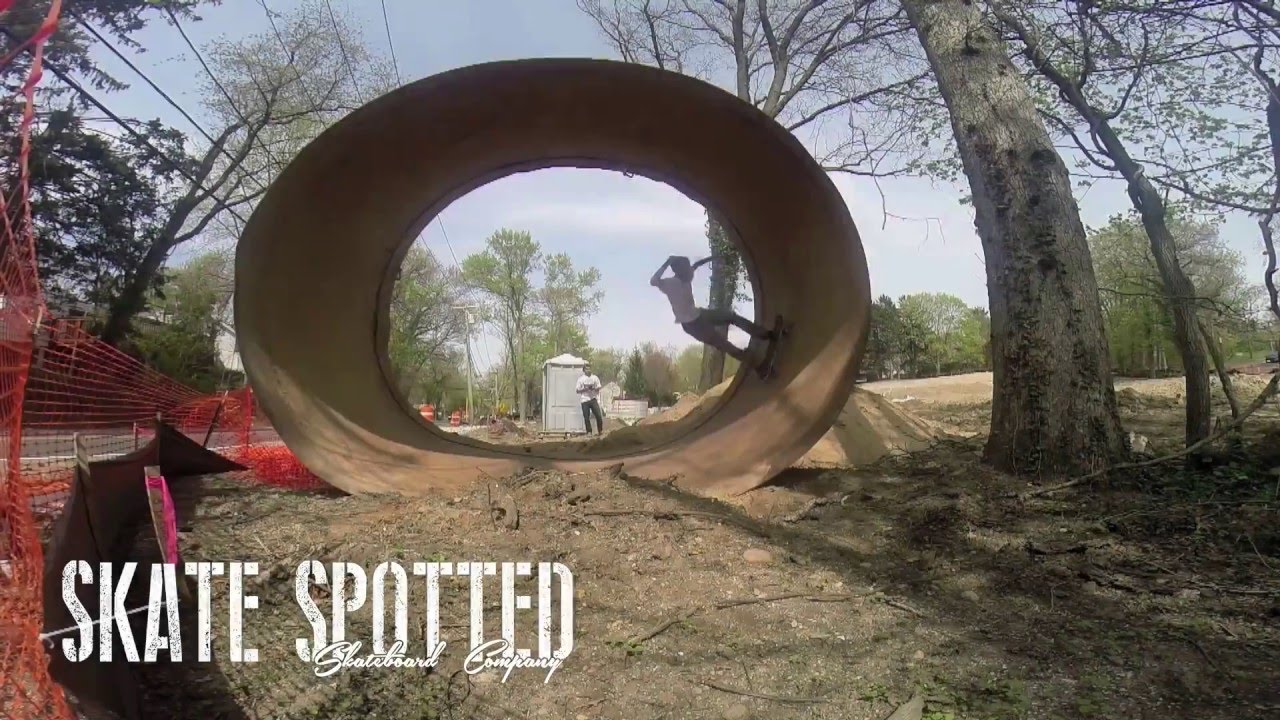 Full Pipe : Skate Spotted - YouTube