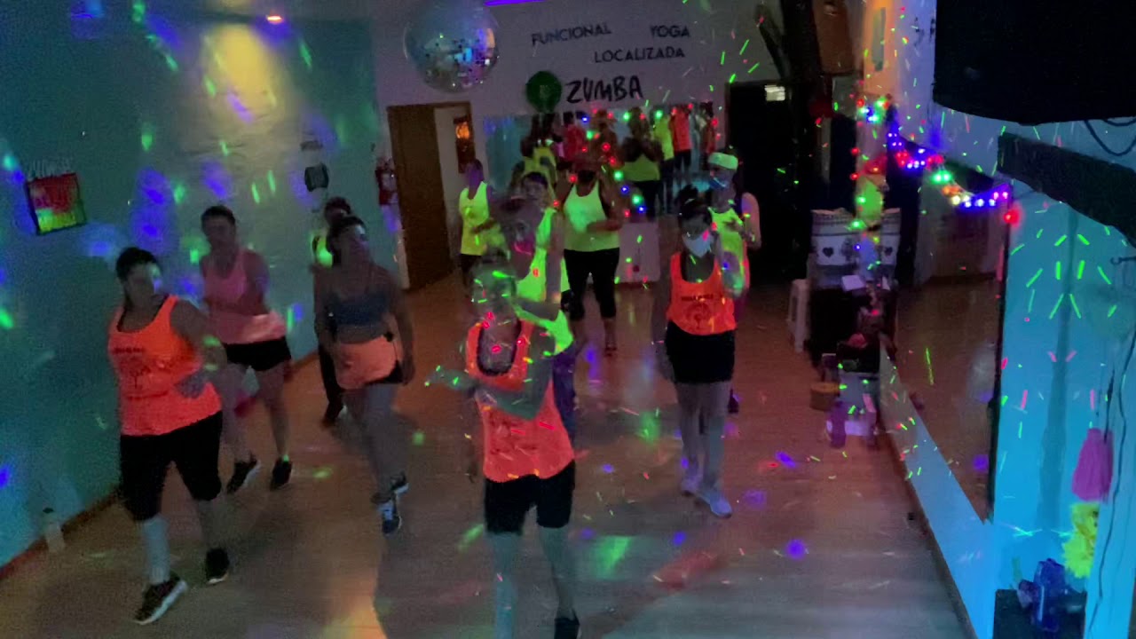 Zumba- La Konga- El mismo Aire - YouTube