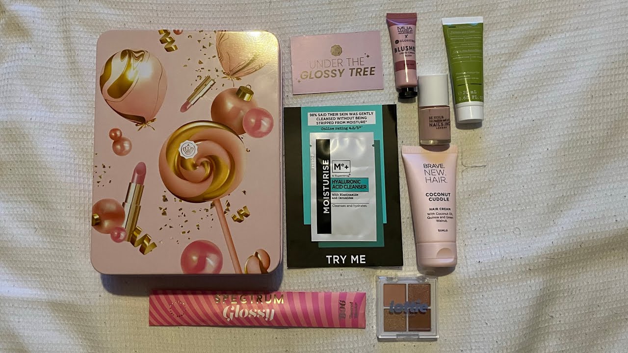 Glossybox December Beauty Box Under The Glossy Tree Unboxing - YouTube