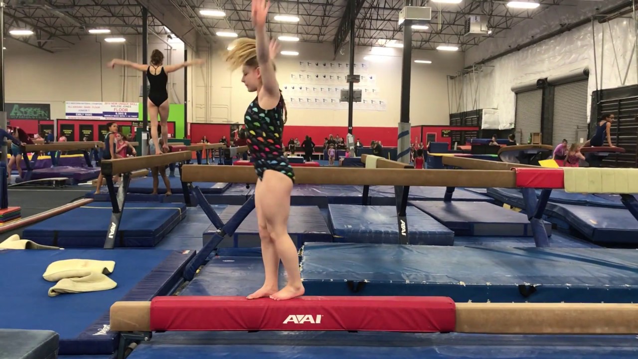 Maison Turner - Front Tuck - YouTube