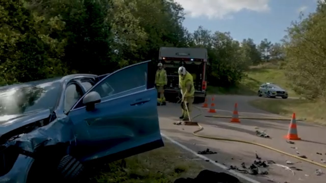 2021 Volvo Crash on public road - This is how Volvo engineers ...