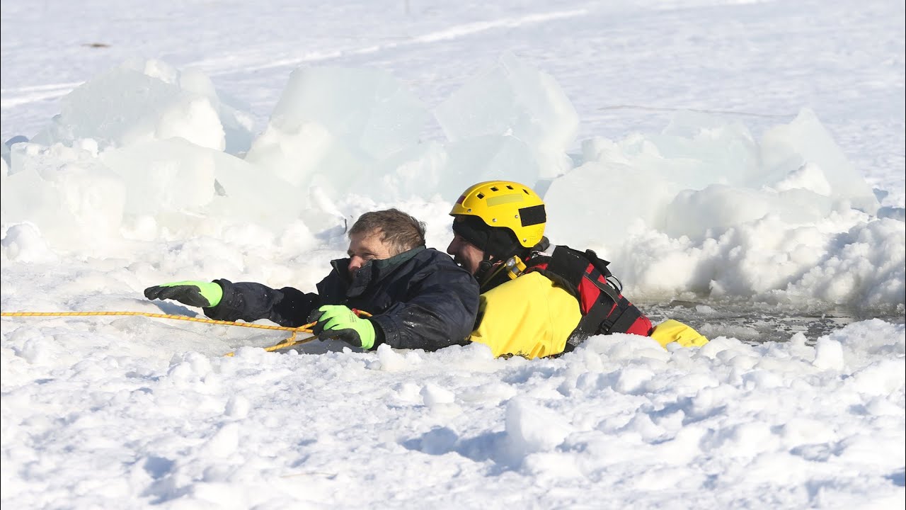 No ice is safe ice. First responders simulate ice rescue - YouTube