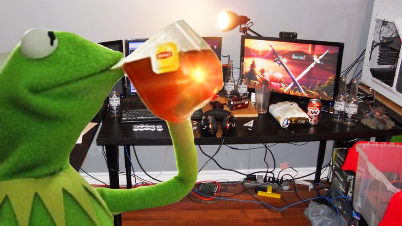 TERRIBLE DESK SETUPS - Setup Nightmares #4 - YouTube