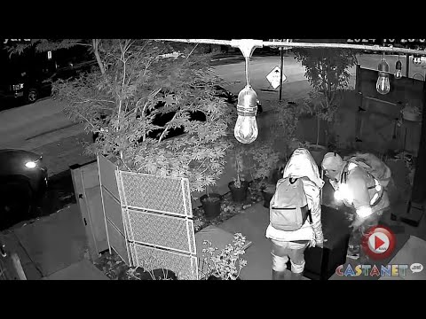 Fire pit thieves caught on camera - YouTube