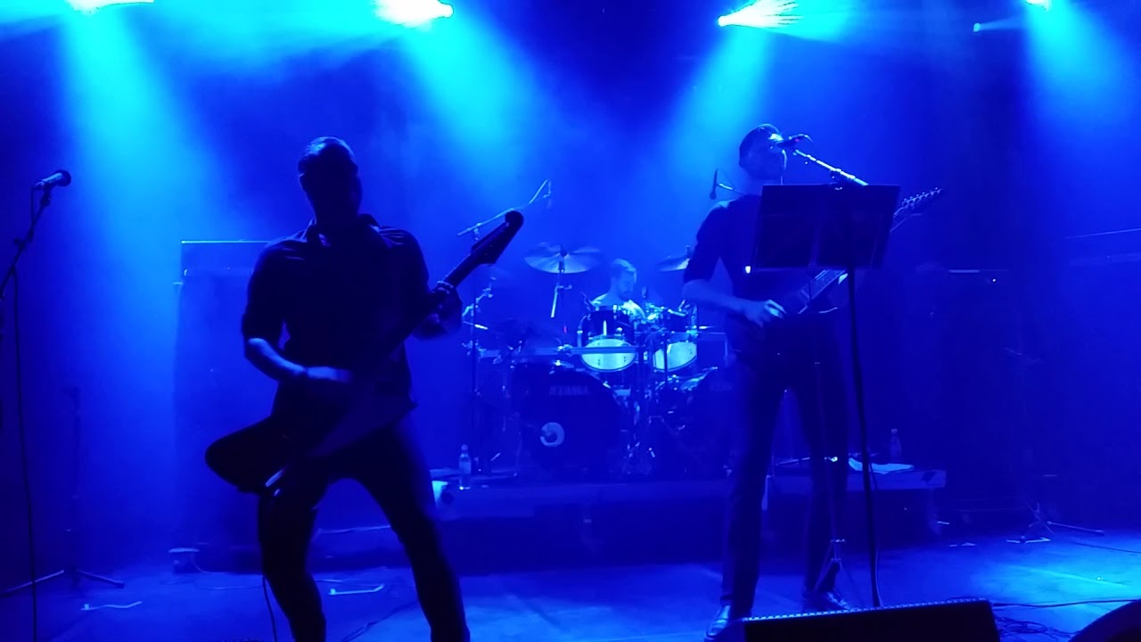 Vemod - Venter på stormene (Live at Beyond the Gates 2017) - YouTube