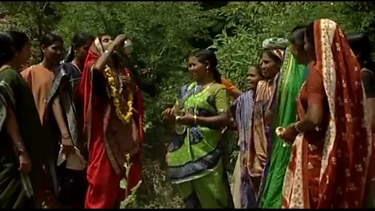 Adivasi Wedding Dance of Gamit Tribe- MH https://www.youtube.com ...