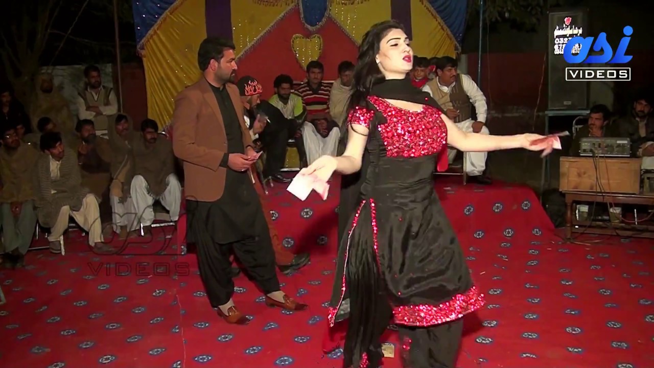 Madam Roshani kapi notan wali paro not khaby sajy maro asi dance # ...