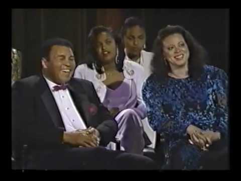 Muhammad Ali Stand Up Comedy With Sinbad. Funny - YouTube