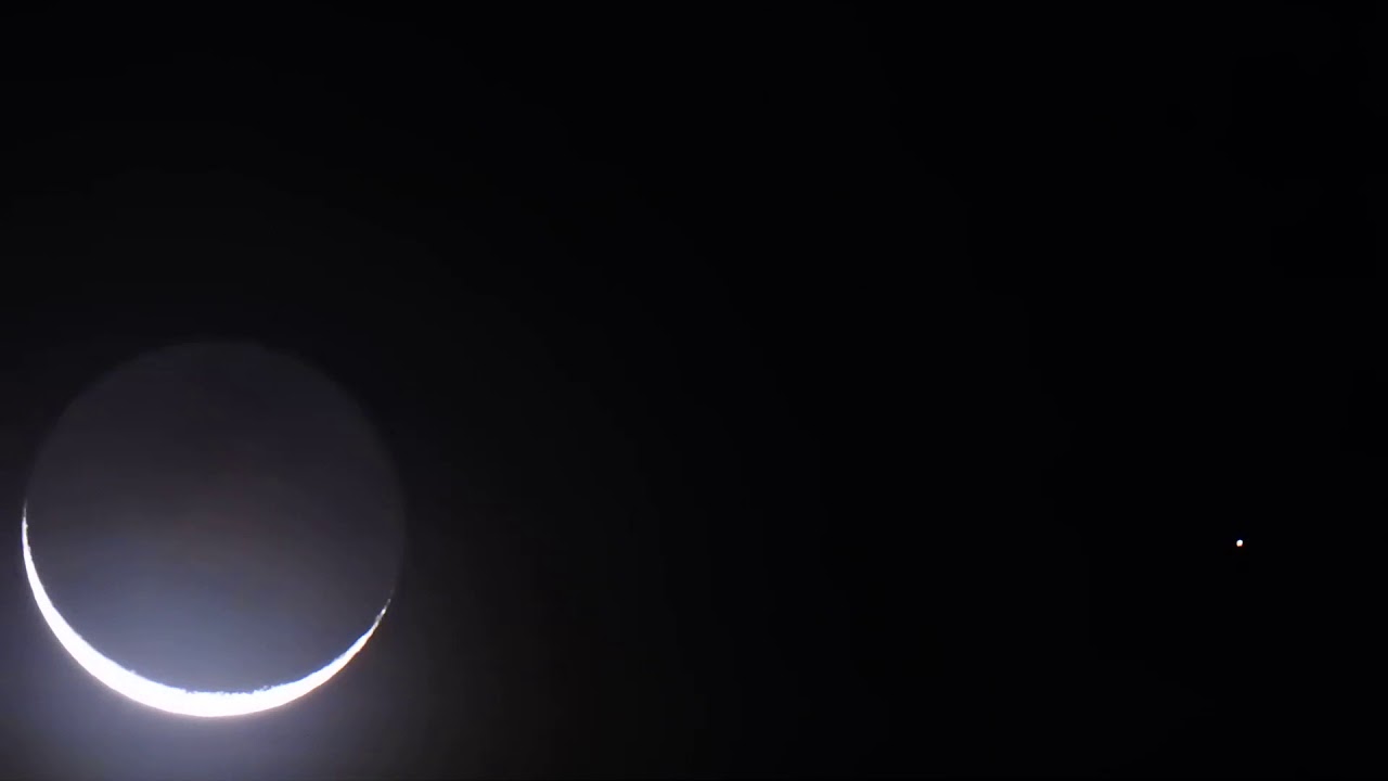 Morning crescent moon - YouTube