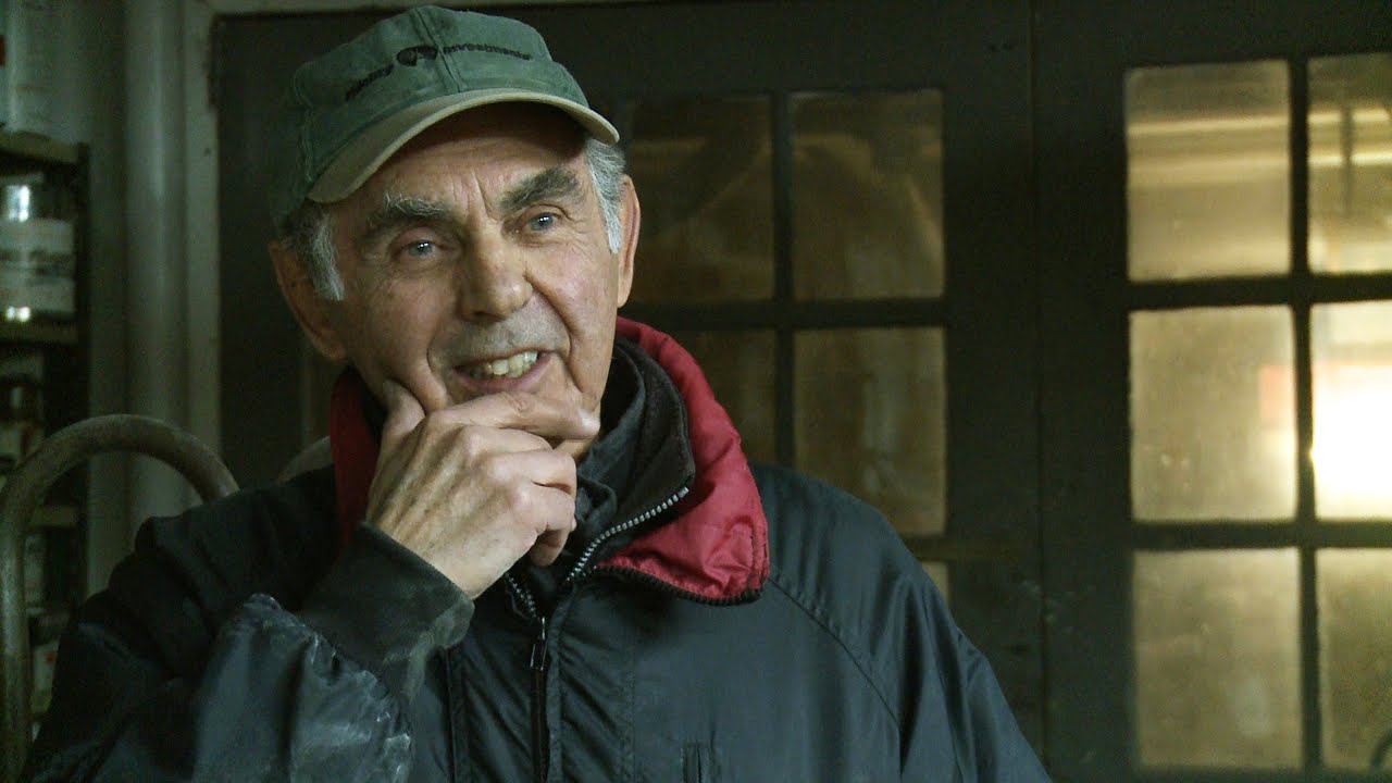 À la rencontre du sculpteur Pierre Landry - YouTube