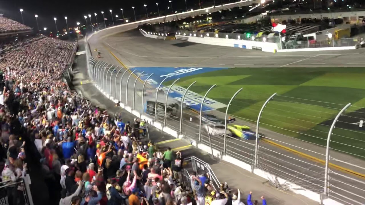 Ryan Newman Crash 2020 Daytona 500! - YouTube