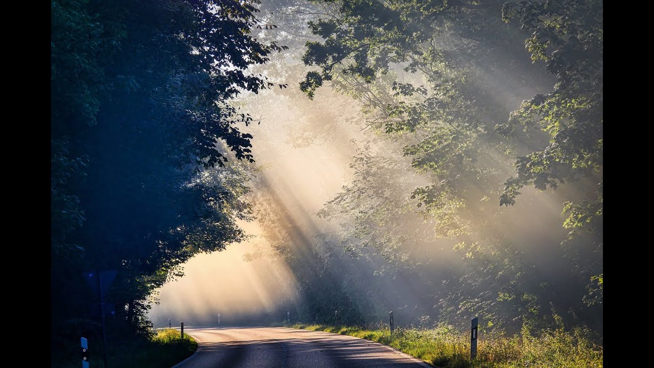 Călător prin univers - YouTube