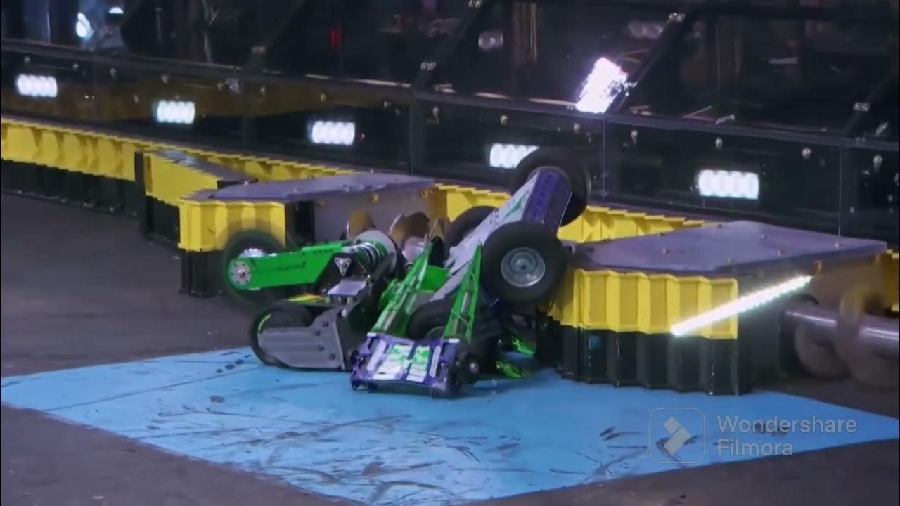 Battlebots season 7 episode 5 biggest hits #battlebots - YouTube