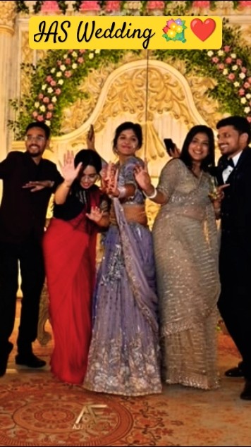 IAS Priyanka goel and IRS Arushi Sharma and other IAS officer enjoy ...