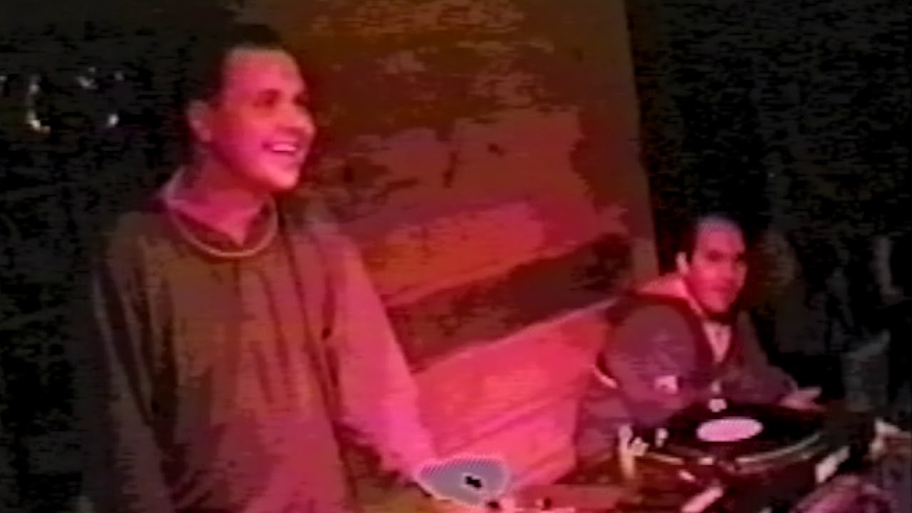 Anabolic Frolic live @ Hullabaloo! Foreverland (1999) happy hardcore ...