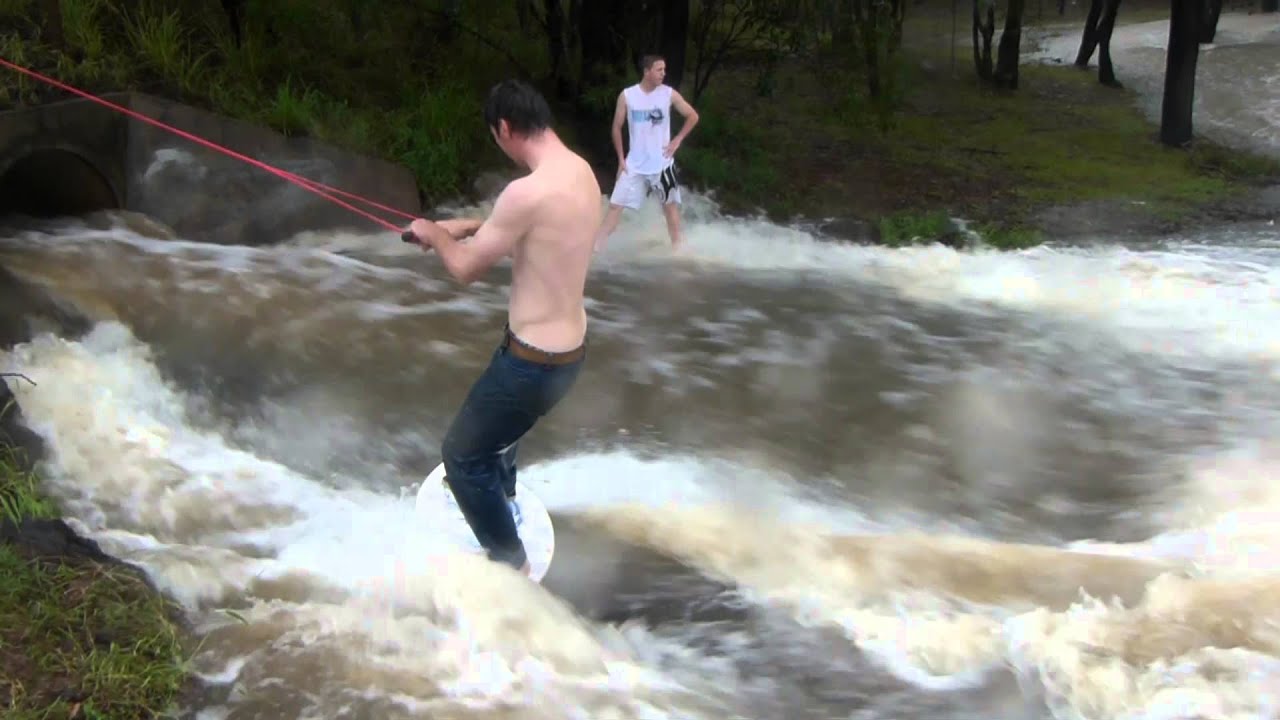 Skirfing on overflow at duck ponds - YouTube