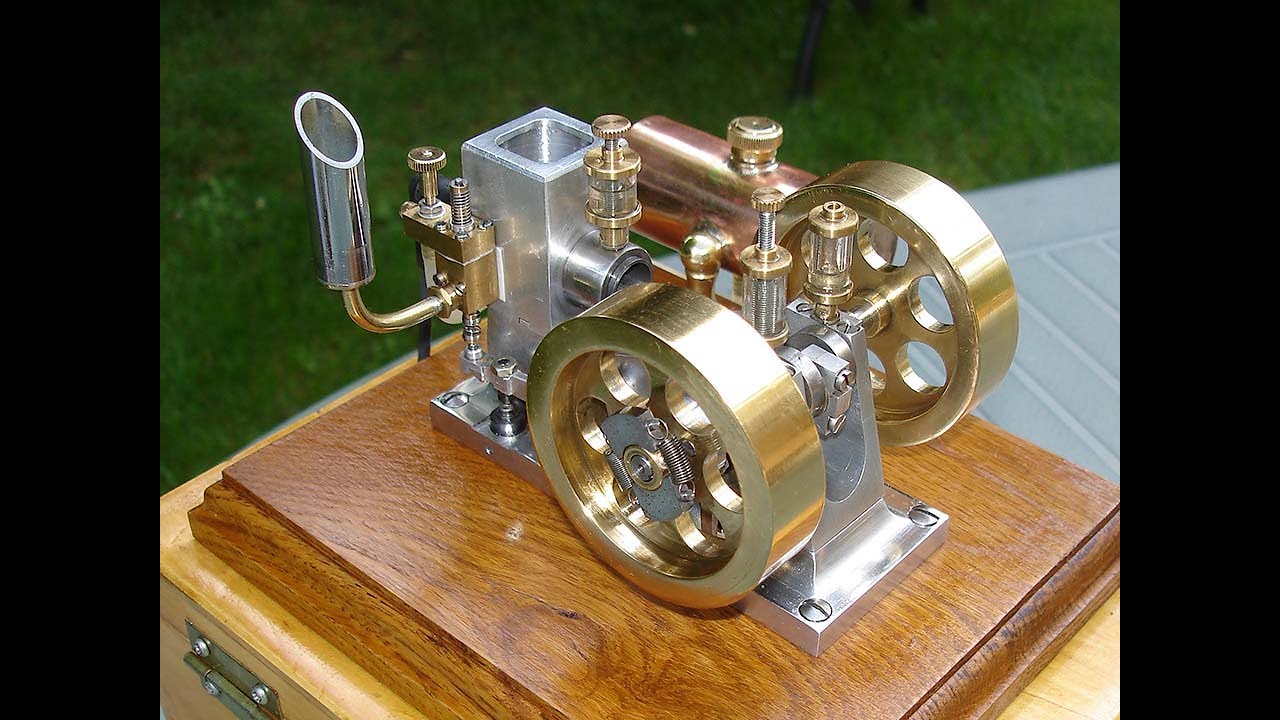 Little Angel gas engine - YouTube