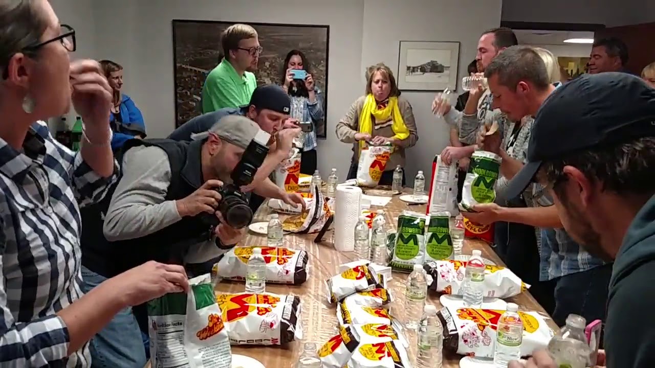 Middleswarth Chip Eating Contest - YouTube