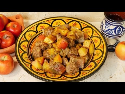 Making An ancient Dish, Roman Pork & Apples - YouTube
