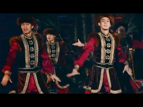 Mehellimizde Meshrep Bar - Ablajan Awut Ayup | Uyghur dance (English Subtitles)