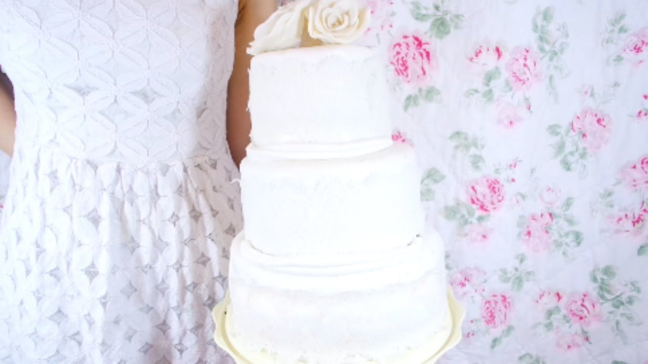 HOW TO CUT, FILL, AND ICE A WEDDING CAKE - YouTube