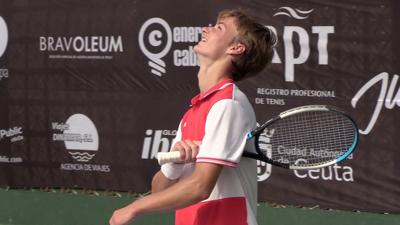 Esteve Agustí y Claudia Martínez ganan el torneo 'Marca Jóvenes ...