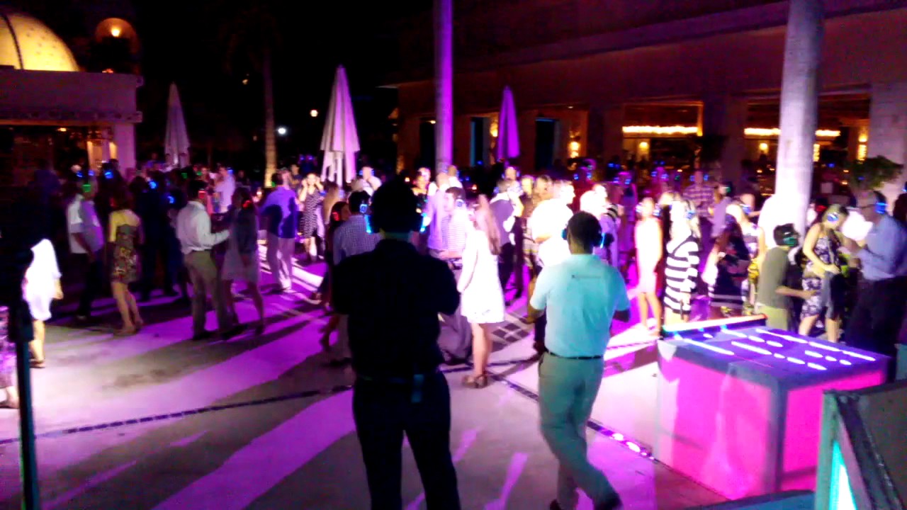 Silent Party Cancún - YouTube