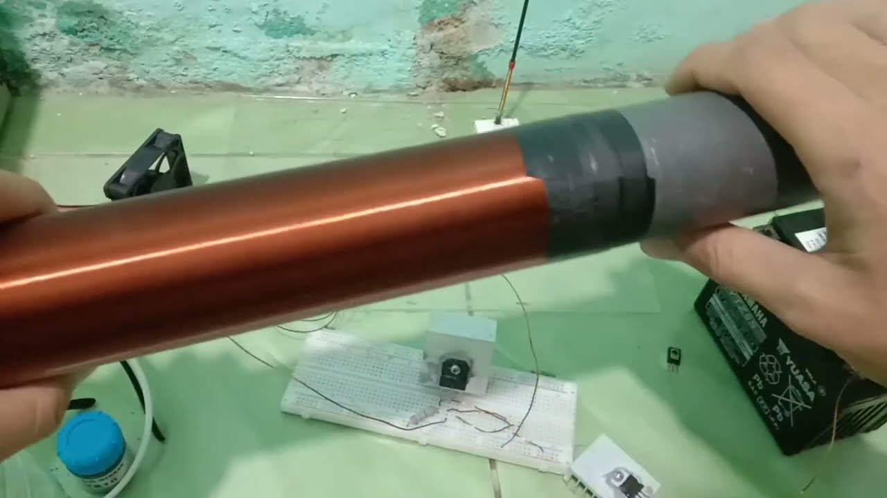 Membuat Tesla Coil Plasma dengan transistor NPN - YouTube