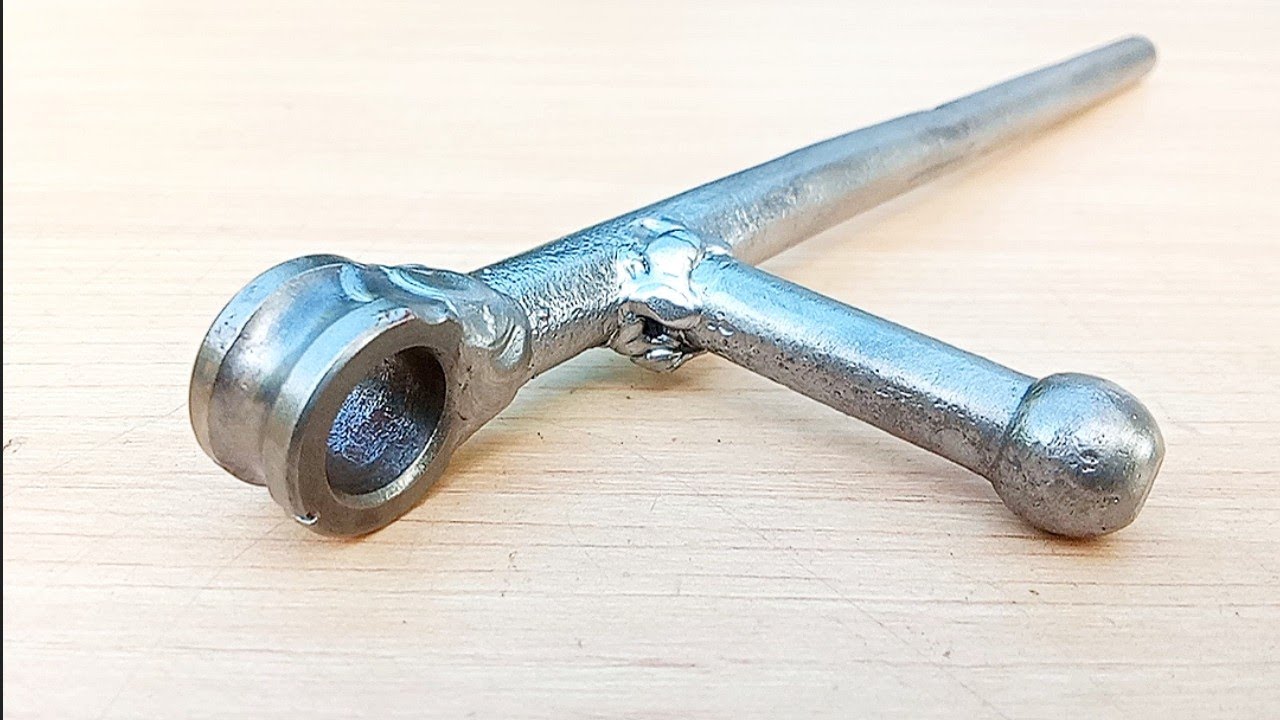 A simple and quick to make metal bending tool - YouTube