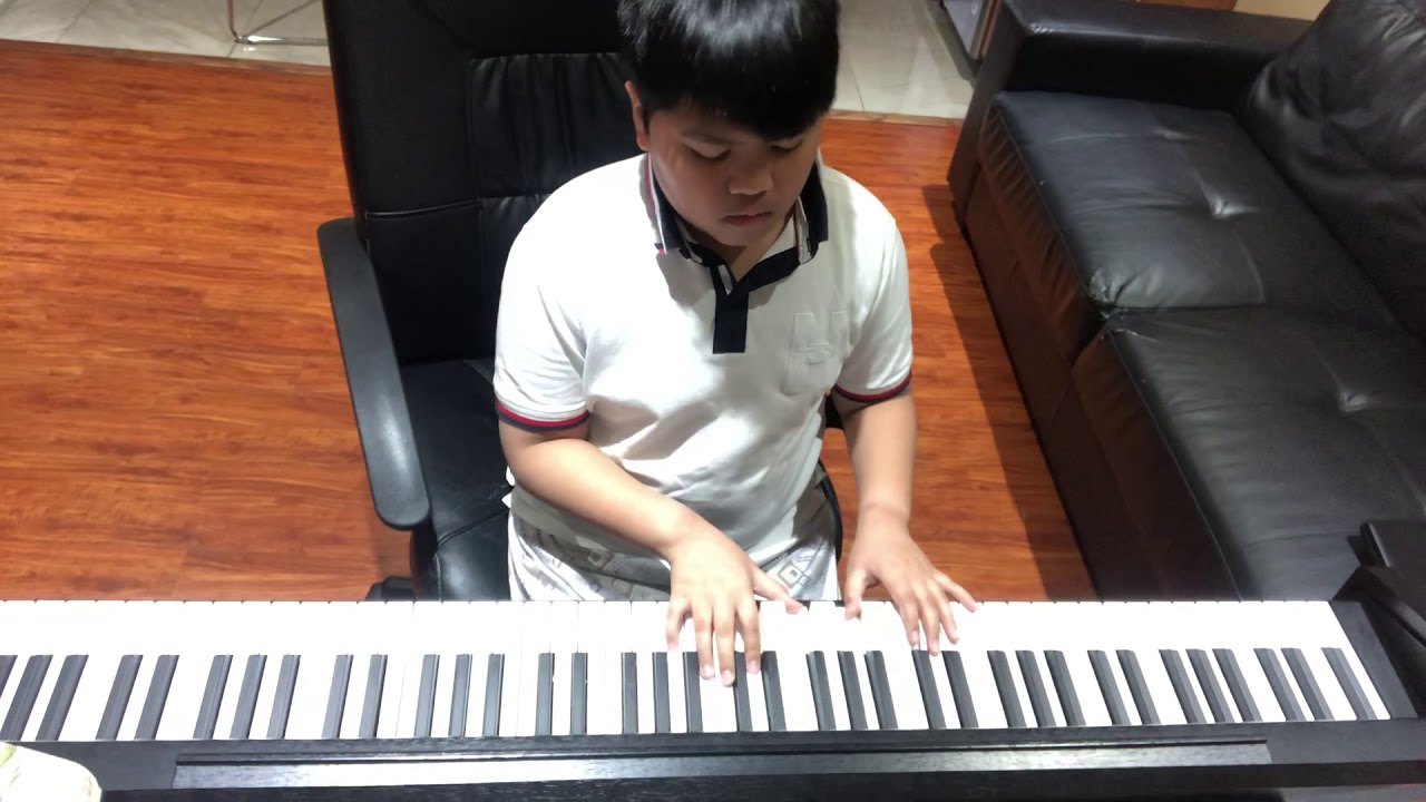 Mark Ezekiel Rivera playing Canon in D - YouTube