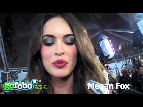 This is 40 World Premiere - Megan Fox (Desi)