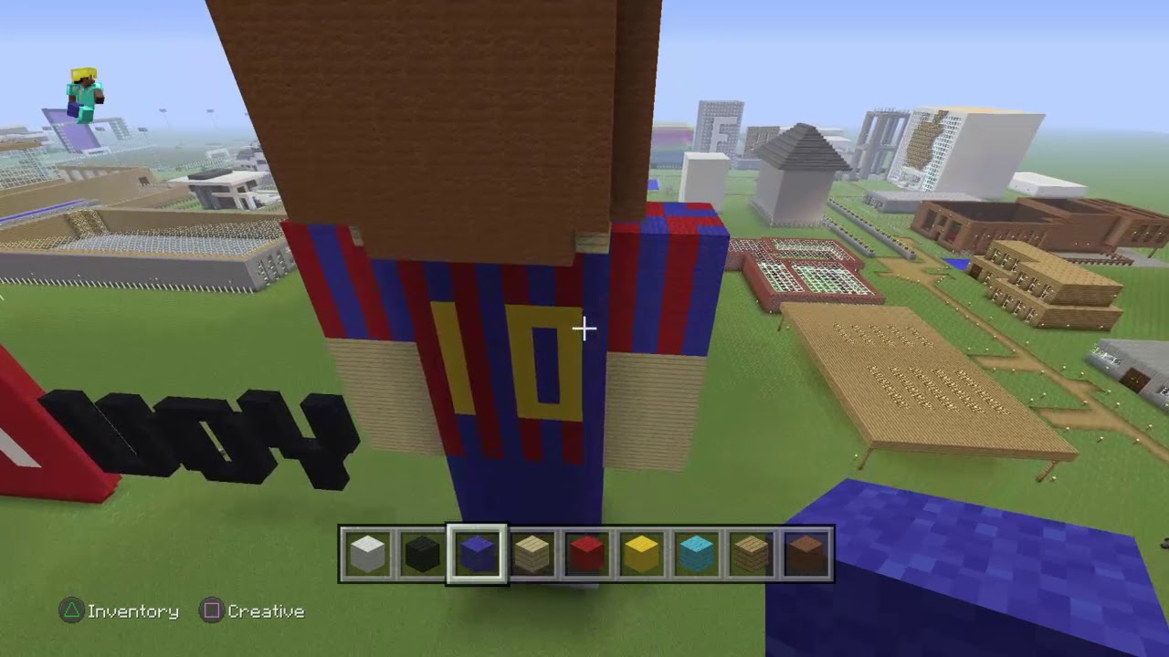 I built Messi‘s statue in minecraft!!!! - YouTube
