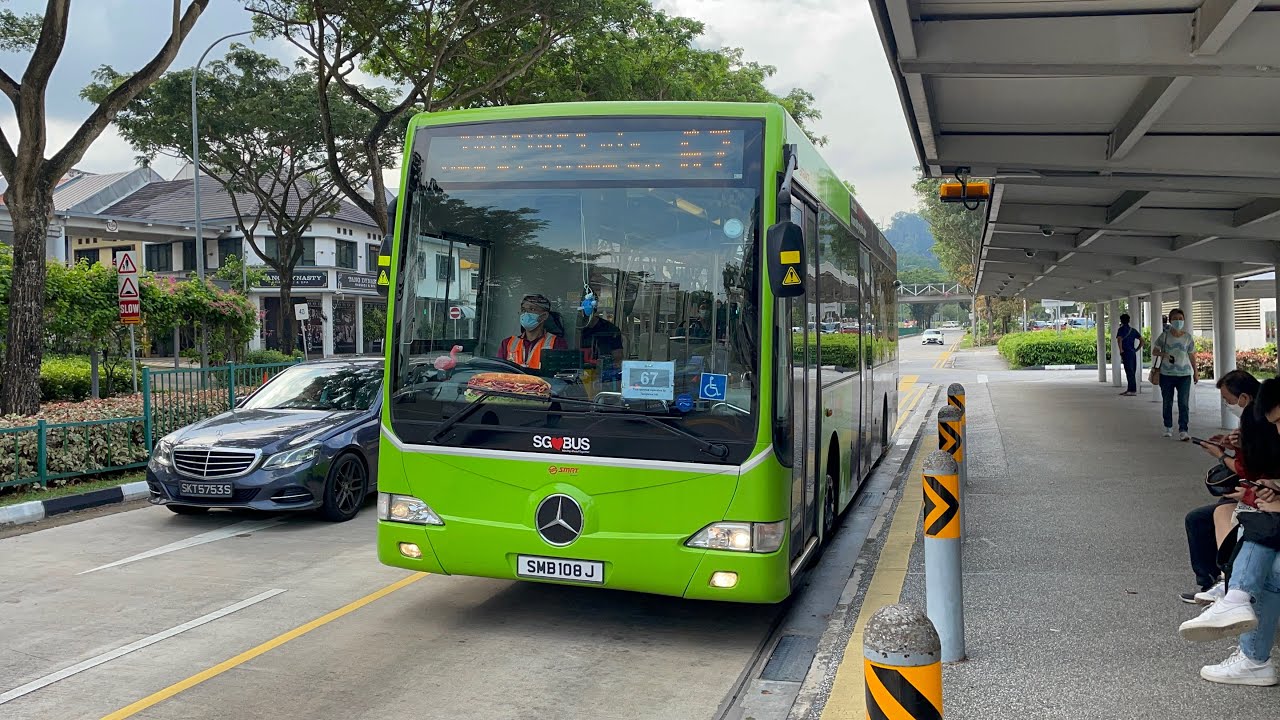 SMRT Buses Mercedes-Benz OC500LE (Batch 2) SMB108J on Service 67 ...