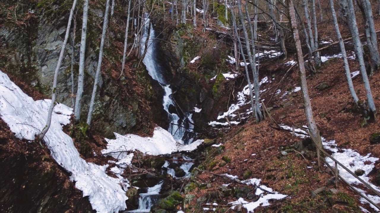 Gorgeous waterfall Jelovarnik near Brzece, Kopaonik, Serbia in 4K - YouTube