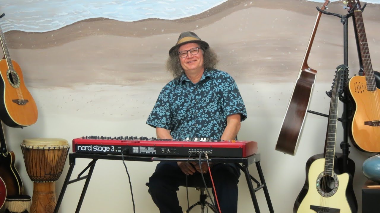 Tim Smith - Tiny Stage Concerts - YouTube