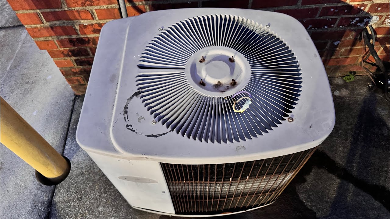 1989 Carrier TECH 2000 Heat Pump - Full Defrost Cycle (Steam Show ...