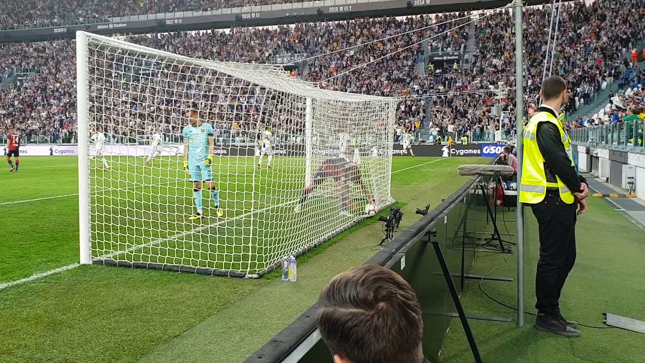 Cristiano Ronaldo's goal vs Genoa - YouTube