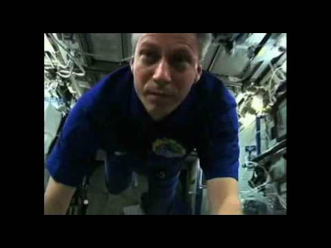 NASA - Zero gravity effects on the human body - YouTube