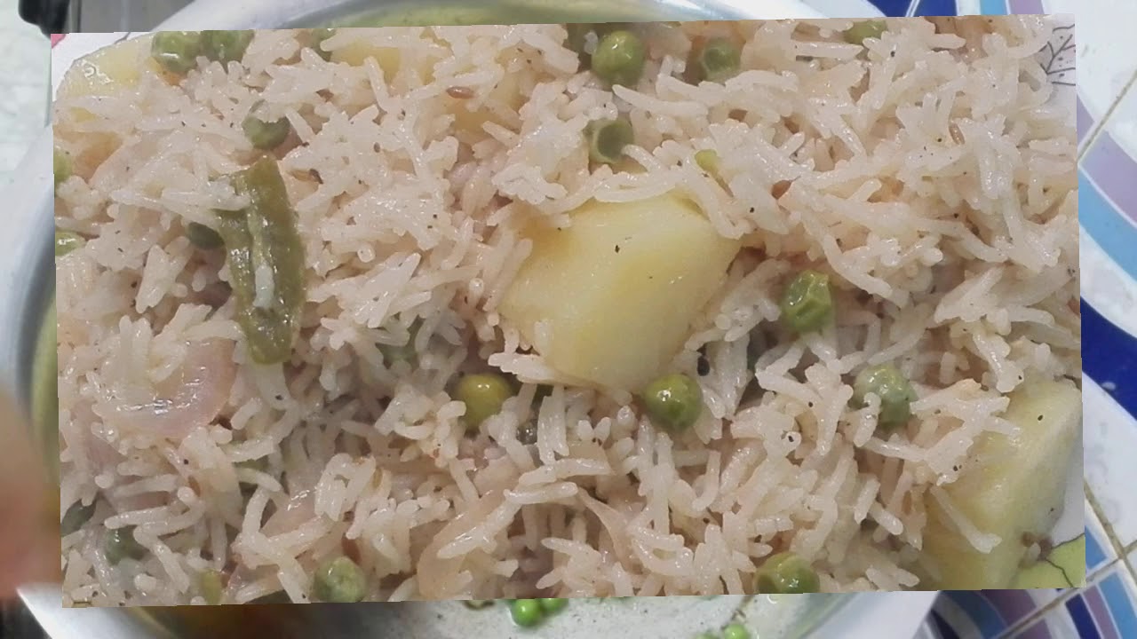 Aloo Matar Pulao Simple Recipe by Mrs. Jawed. - YouTube