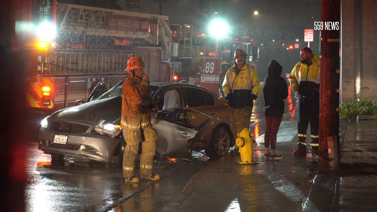 Sherman Oaks: Vehicle vs Telephone Pole - Expanded Traffic Collision ...